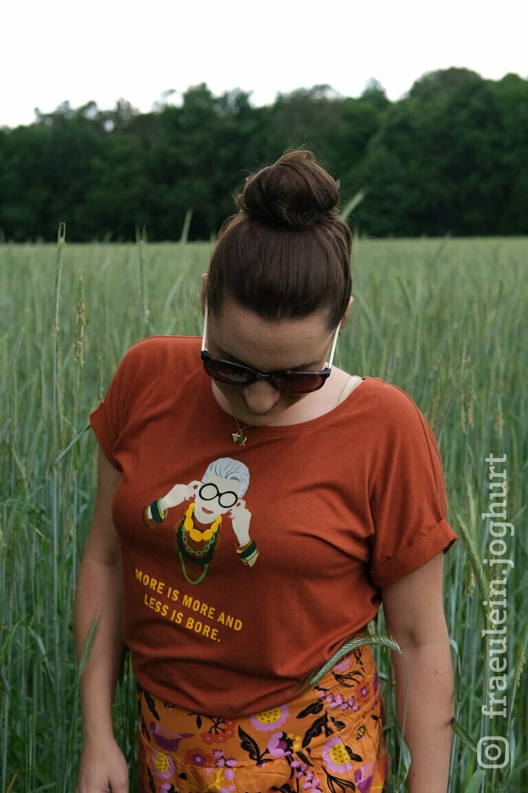 Plotterdatei Powerfrau «Less is a bore» | PLOTTERTAL